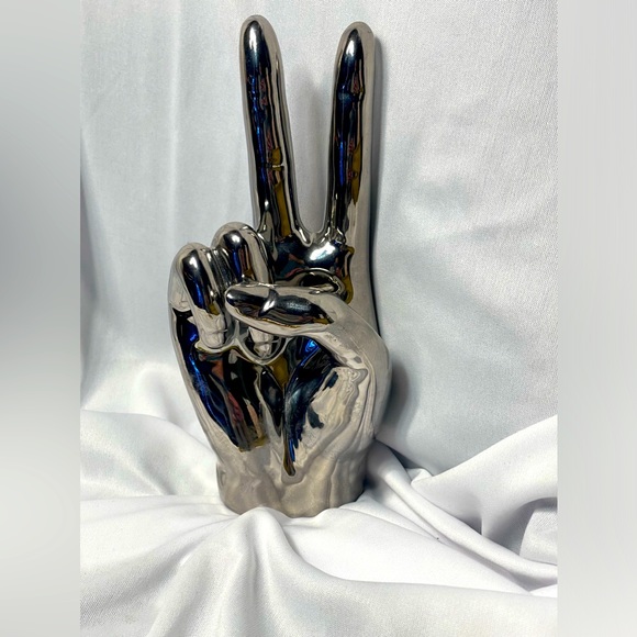 Accents | 2 Finger Statue In Chrome | Poshmark